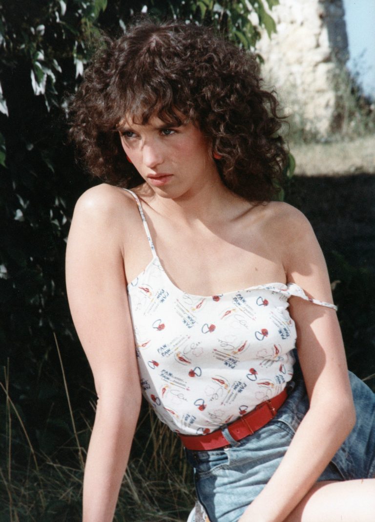 A Guide To Cool : Isabelle Adjani