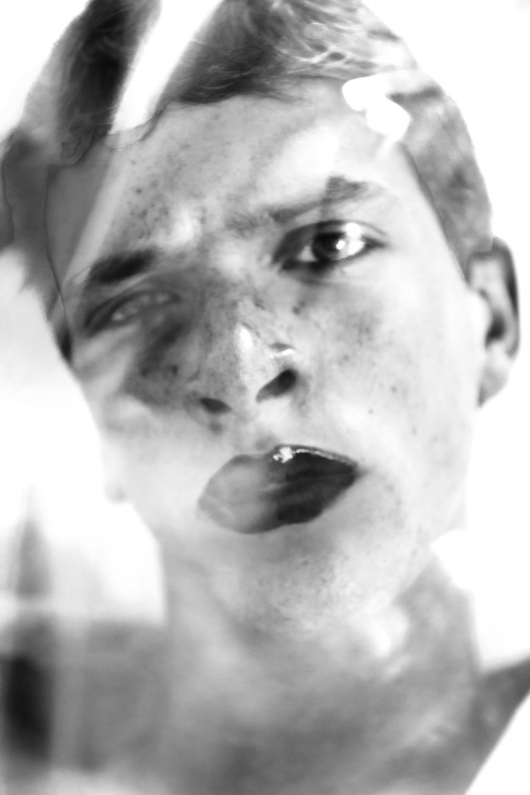 Diaphane par Alice Lévêque