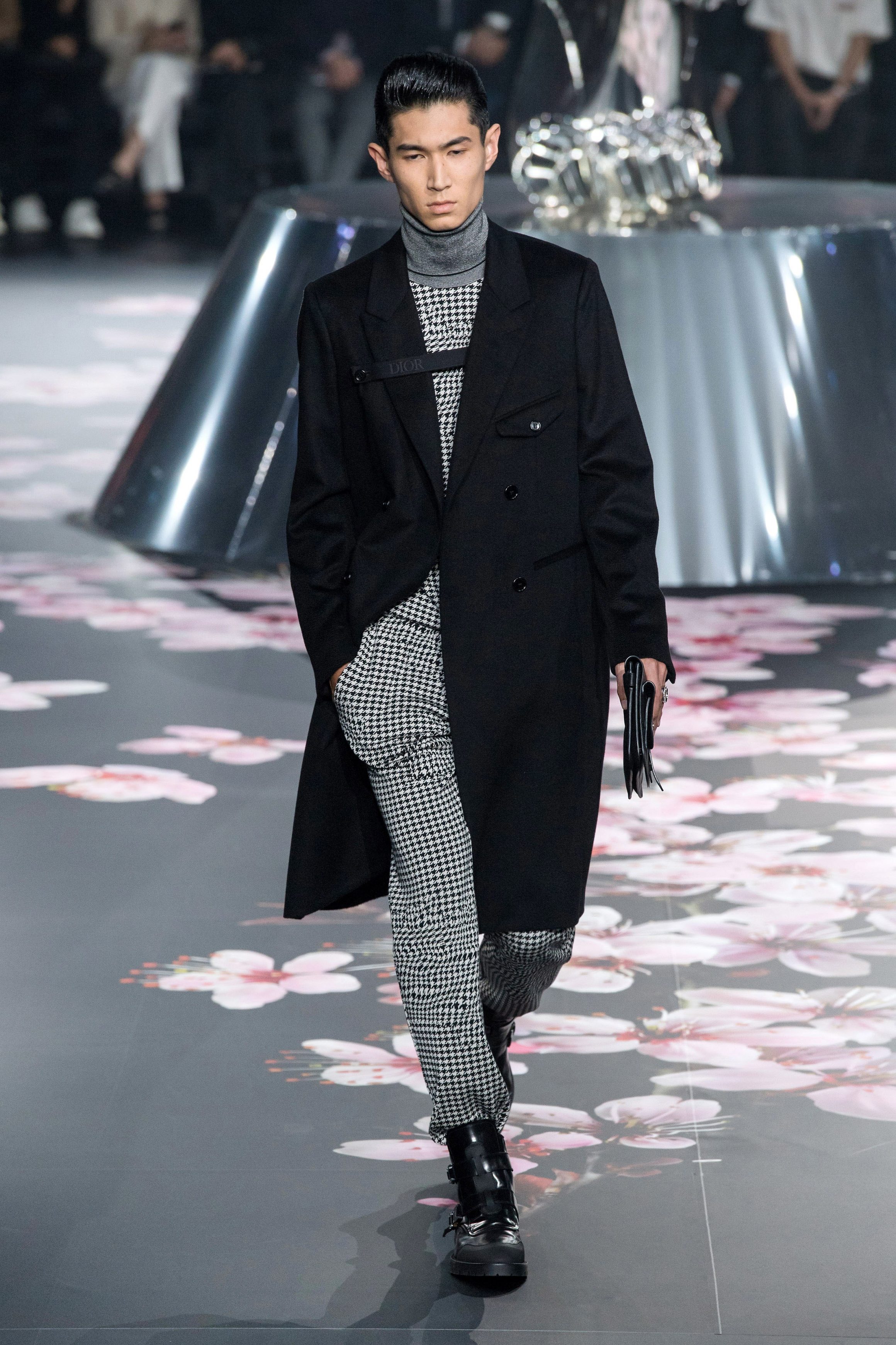 Le défile Dior Homme à Tokyo crée l'événement