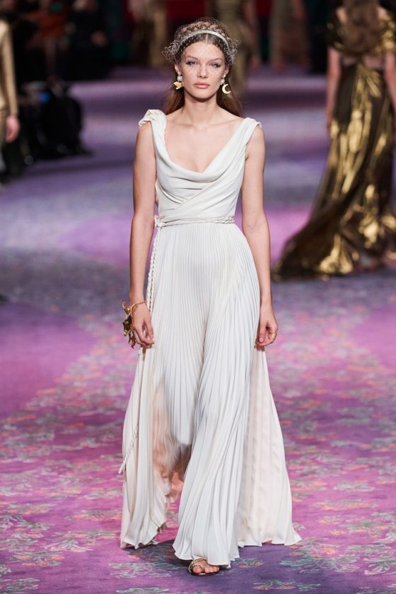 Christian Dior : le défilé Haute Couture printemps-été 2020