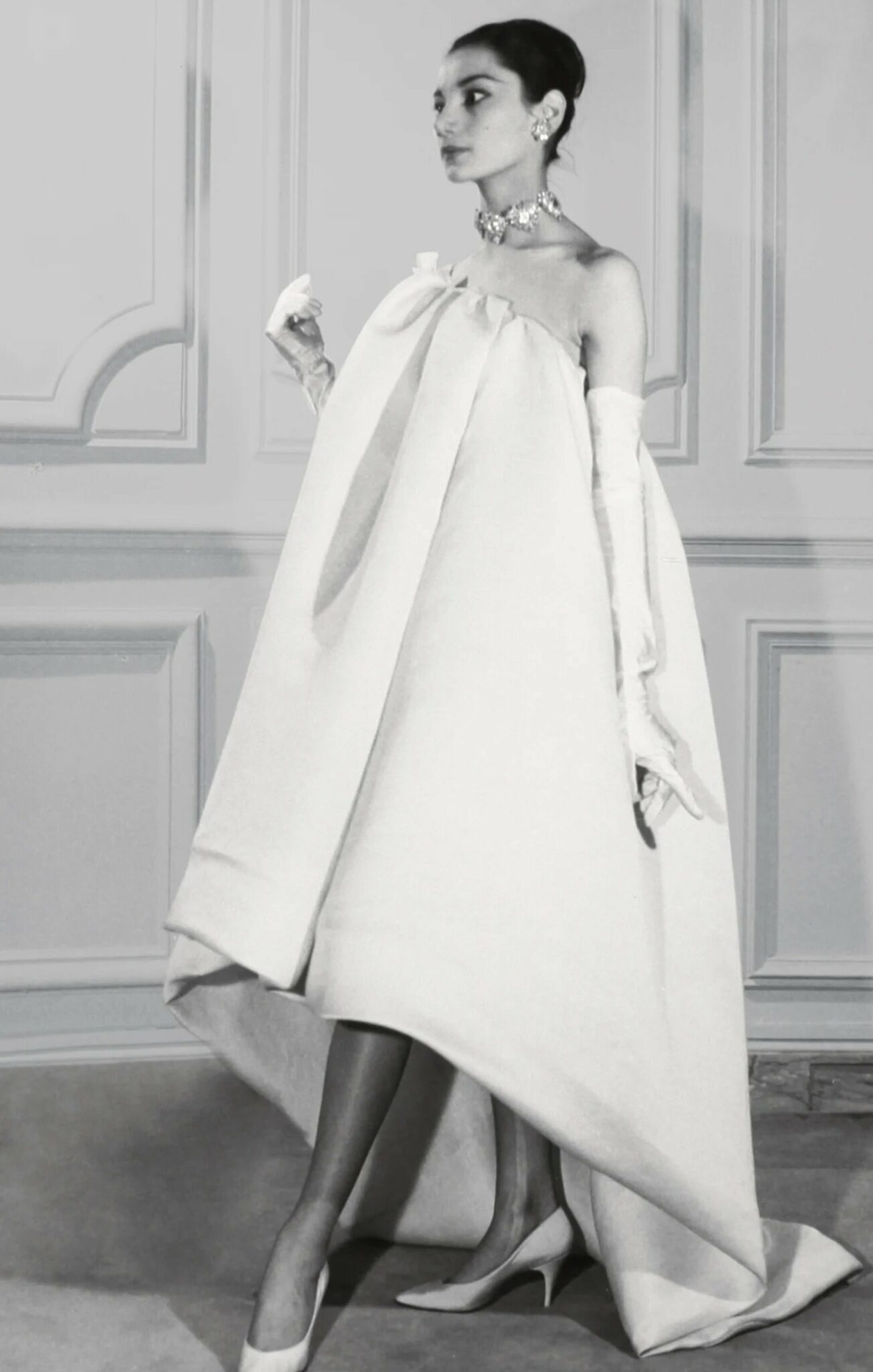 Givenchy Catwalk : un livre qui retrace plus de 70 ans d'histoire