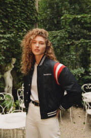 Sporty & Rich dévoile une collection inspirée des rues de Paris